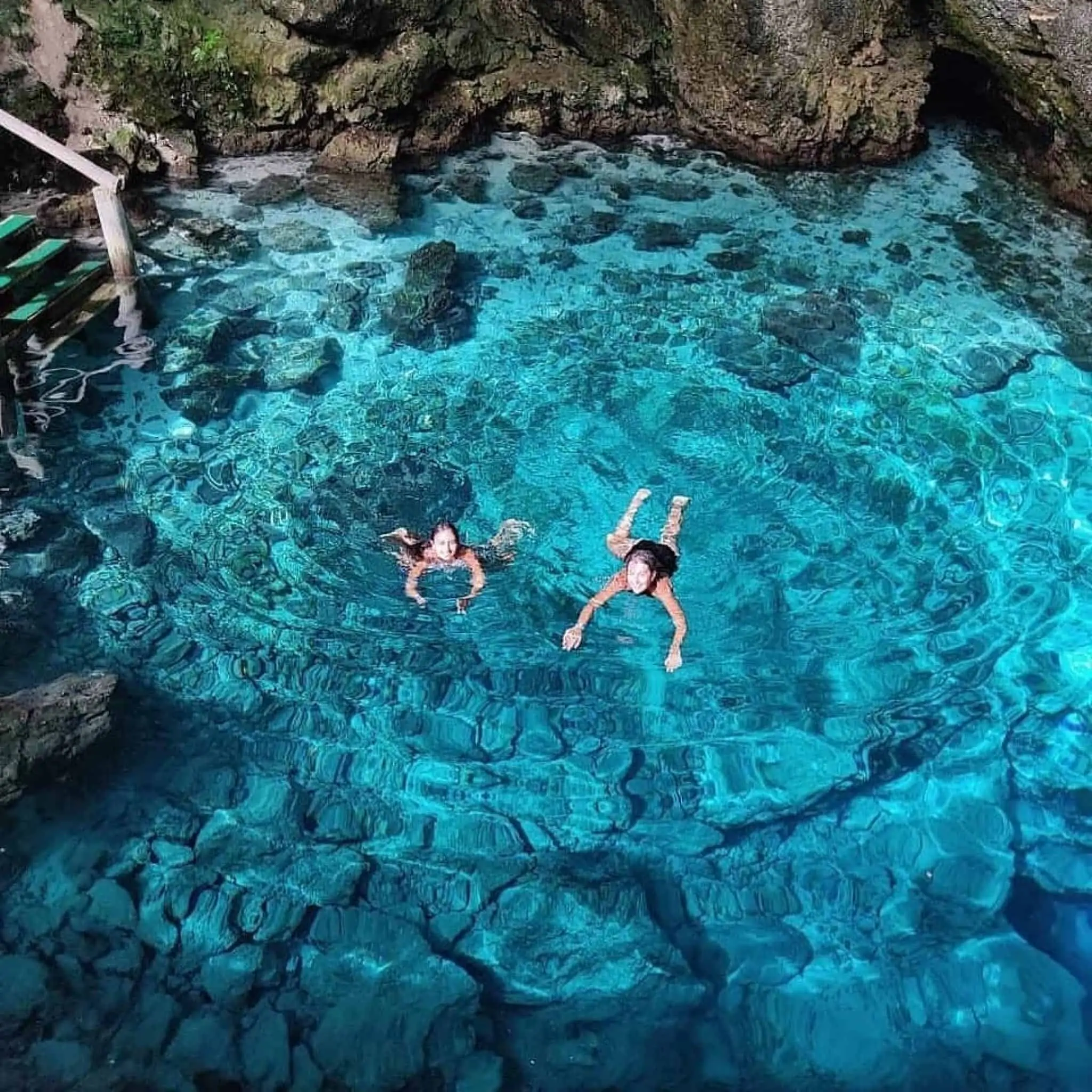 Hoyo Azul, el mágico agujero azul de Punta Cana - Punta Cana Adventures
